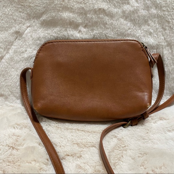 Universal Thread | Bags | Universal Thread Crossbody Bag | Poshmark